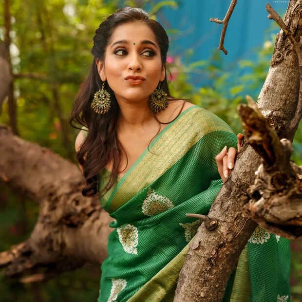 Anchor Rashmi: పెళ్లి వార్తతో షాకిచ్చిన రష్మీ.. సిగ్గుపడుతూ కన్నీళ్లు ...
