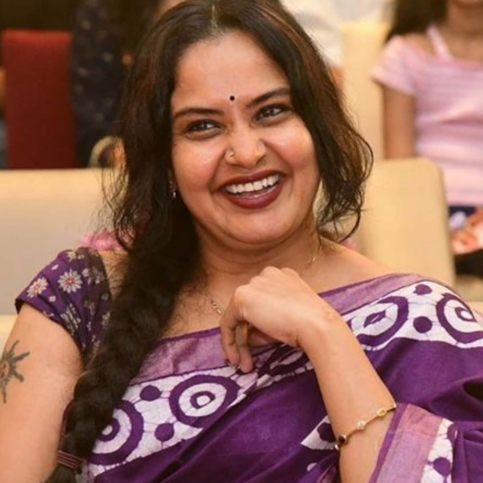 Pragathi: అలాంటి క్యారెక్టర్ చేయమన్నారని.. వెక్కి వెక్కి ఏడ్చిన ప్రగతి..! – News18 తెలుగు