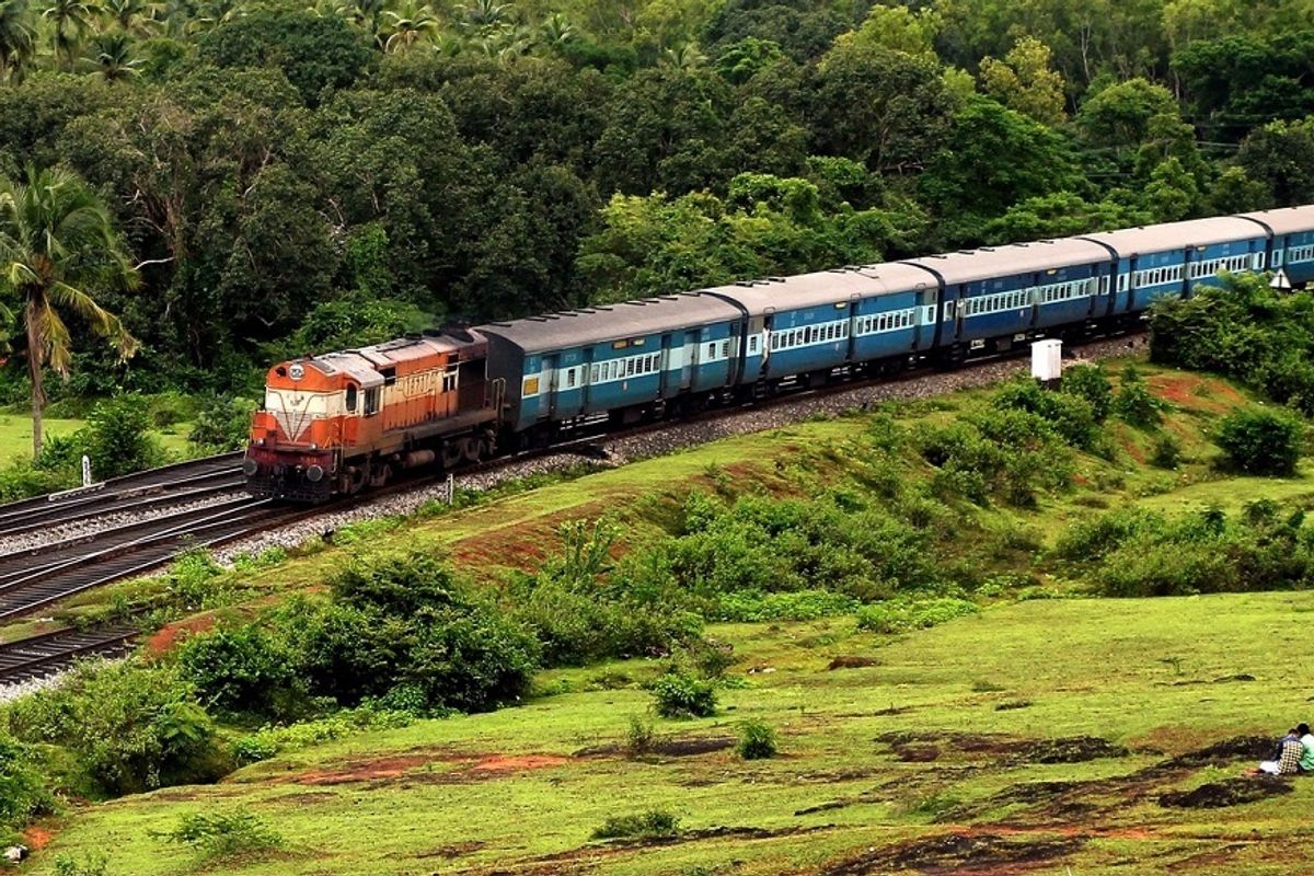 IRCTC Bharat Gaurav Train: తెలంగాణ, ఏపీ మీదుగా భారత్ గౌరవ్ టూరిస్ట్ ట్రైన్... వివరాలివే – News18 ...