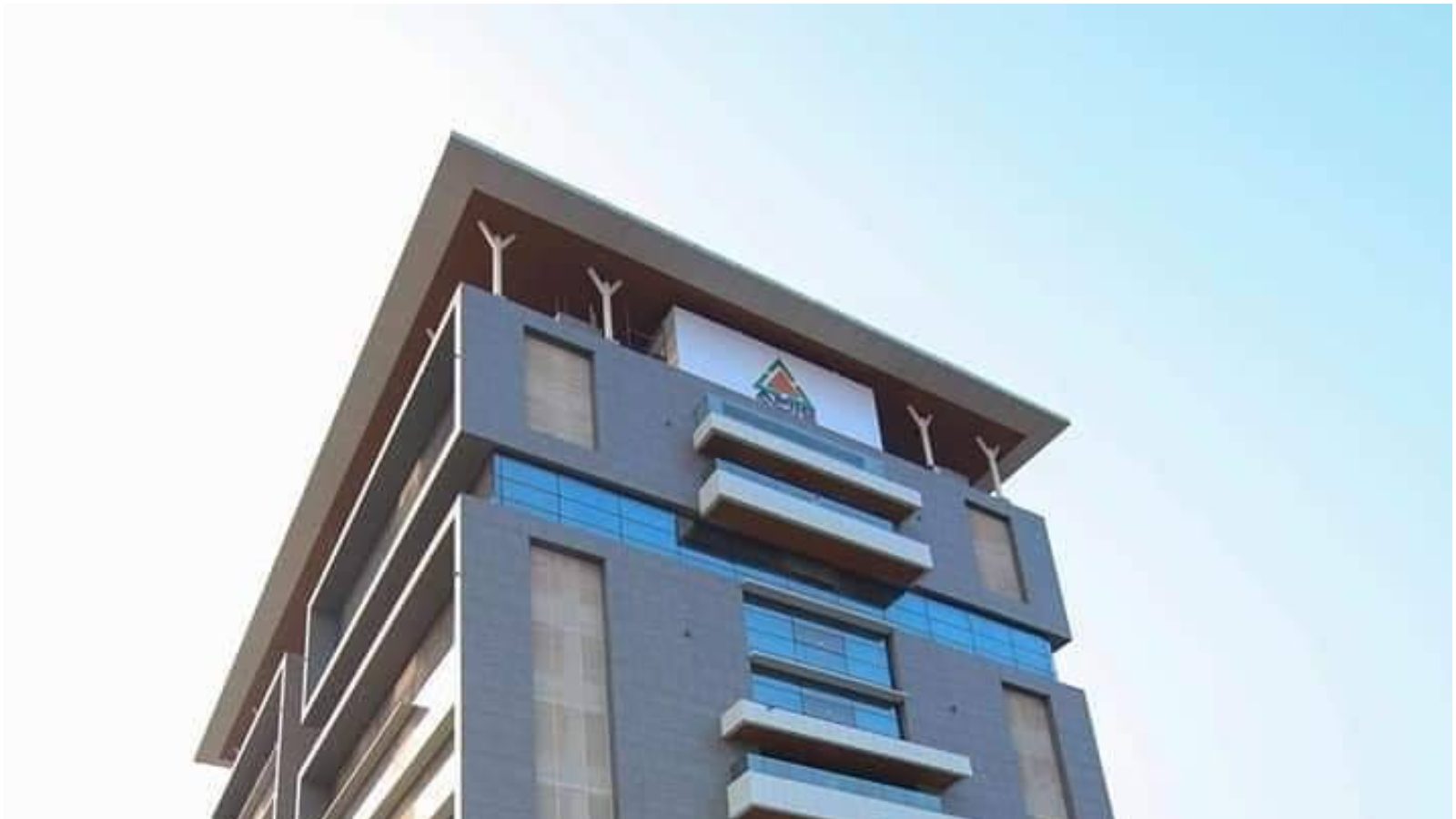 AP Government: ఏపీఐఐసీ సరికొత్త రికార్డ్.. రూ.కోట్లలో ఆదాయం.. కారణం ఇదే ...