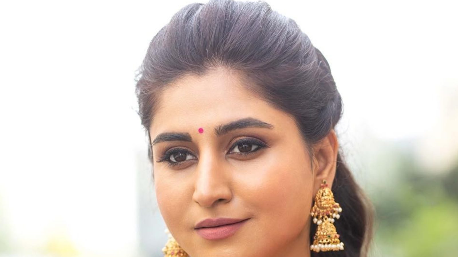 Anchor Varshini : బికినీలో కేక పెట్టించిన యాంకర్ వర్షిణి.. వైరల్ ...