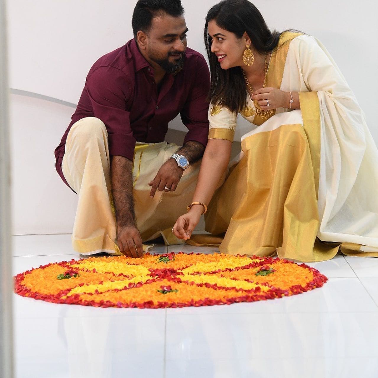 కాబోయేవాడితో పండుగ చేసుకుంటోన్న పూర్ణ.. వైరల్ అవుతోన్న పిక్స్.. – News18 తెలుగు