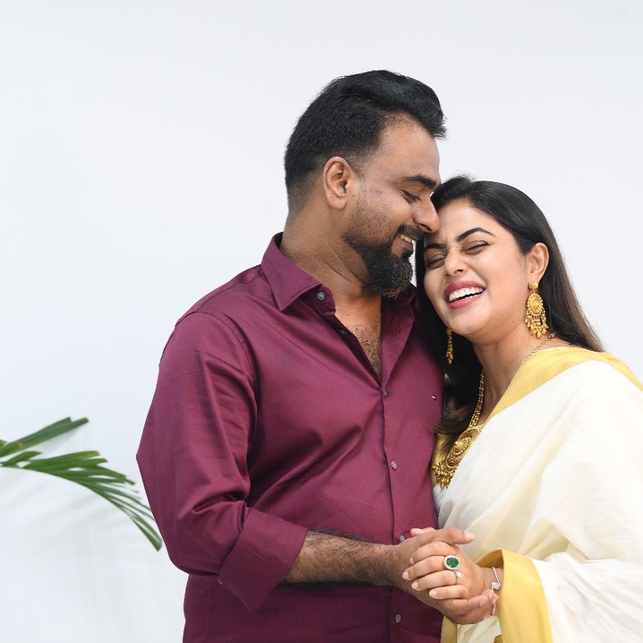 ఇదేం డ్రెస్ ఇలా ఉంది.. పూర్ణ లేటెస్ట్ పిక్స్ వైరల్.. – News18 తెలుగు