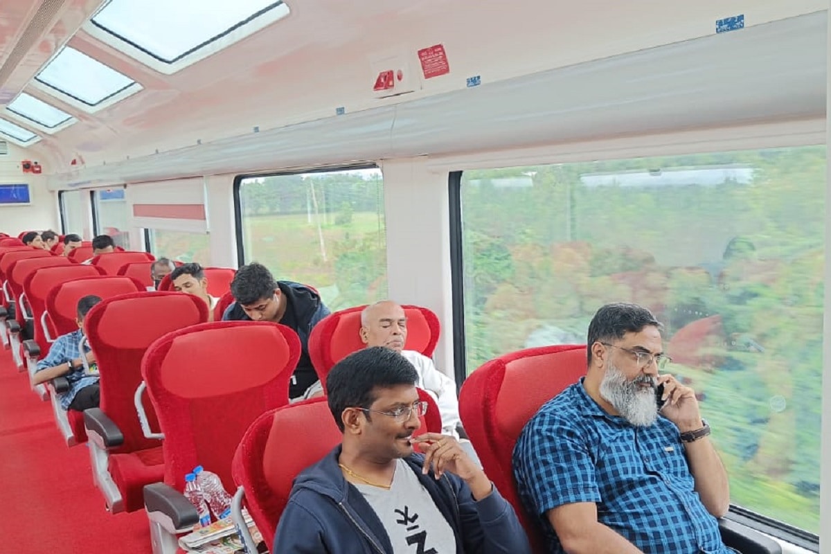Vistadome Train: అద్దాల రైలులో జర్నీ అద్భుతం... విస్టాడోమ్ రైళ్ల రూట్స్ ...