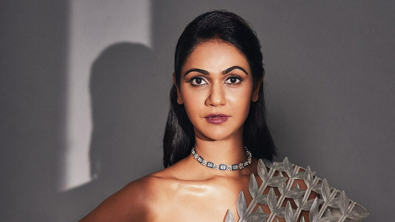 Allu Arjun wife sneha reddy saree cost and details | అల్లు అర్జున్ ...