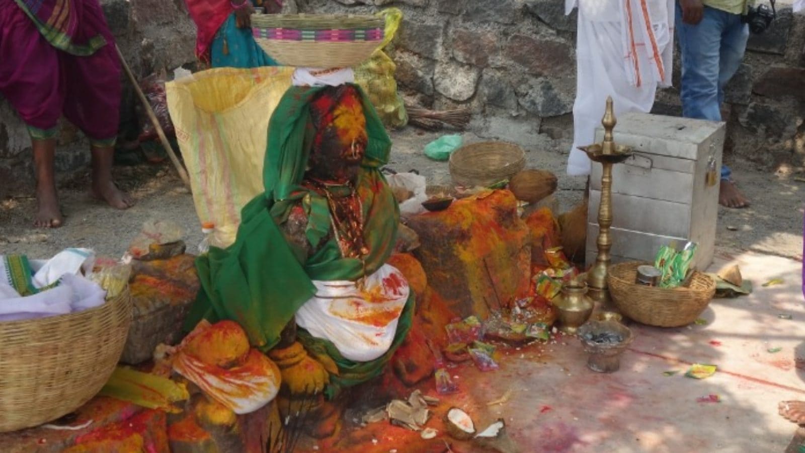 Mancherial: గోదావరి తీరంలో గోండుల పుణ్యస్థలి.. పద్మల్ పురి కాకో ...