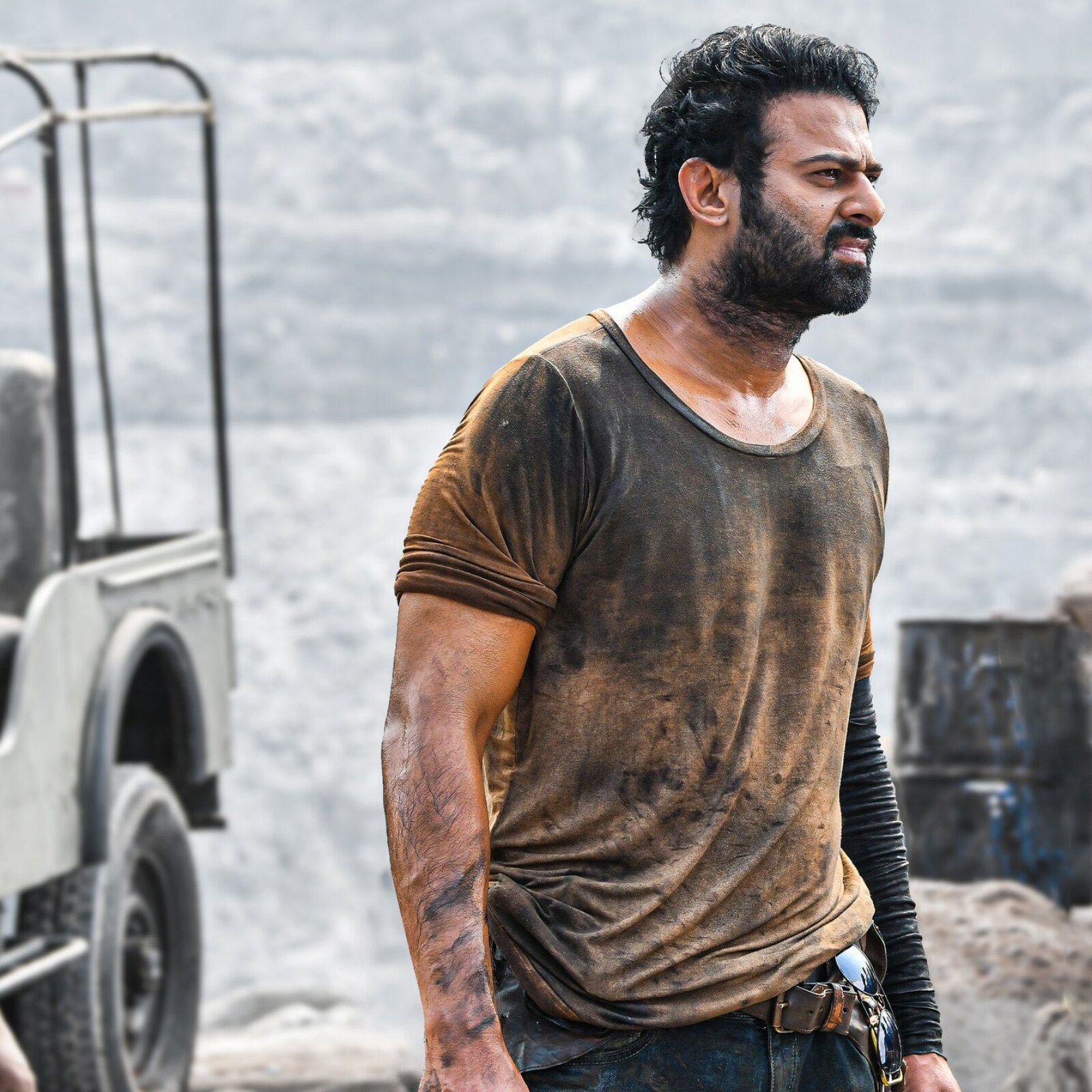 Salaar: ప్రభాస్ సినిమాలో విజయ్ దేవరకొండ.. ఏ పాత్రలో నటిస్తున్నాడో ...