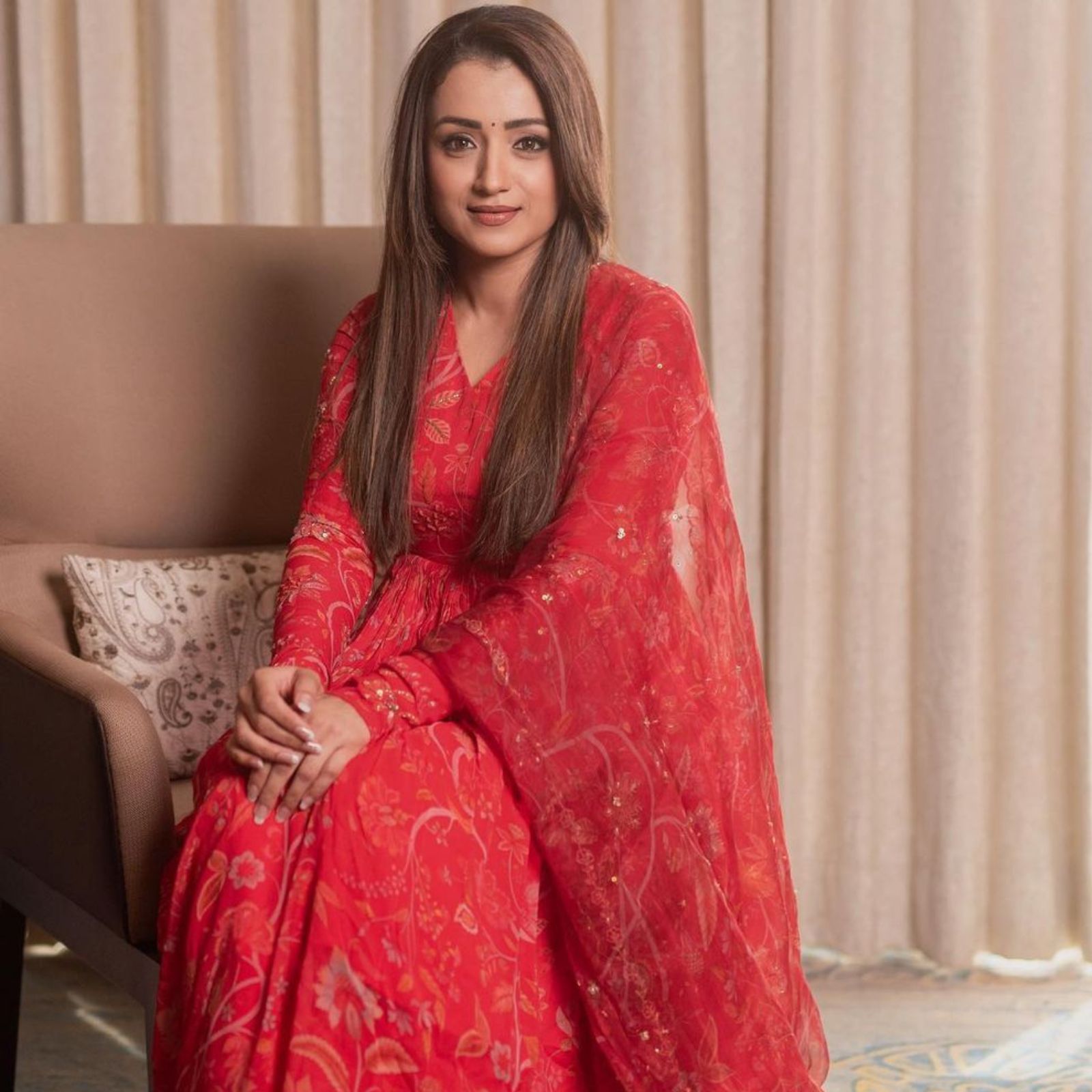 Trisha: ఆ కోరిక తీర్చుకునేందుకు ... షాకింగ్‌ పాత్రలో త్రిష.. ! – News18 ...