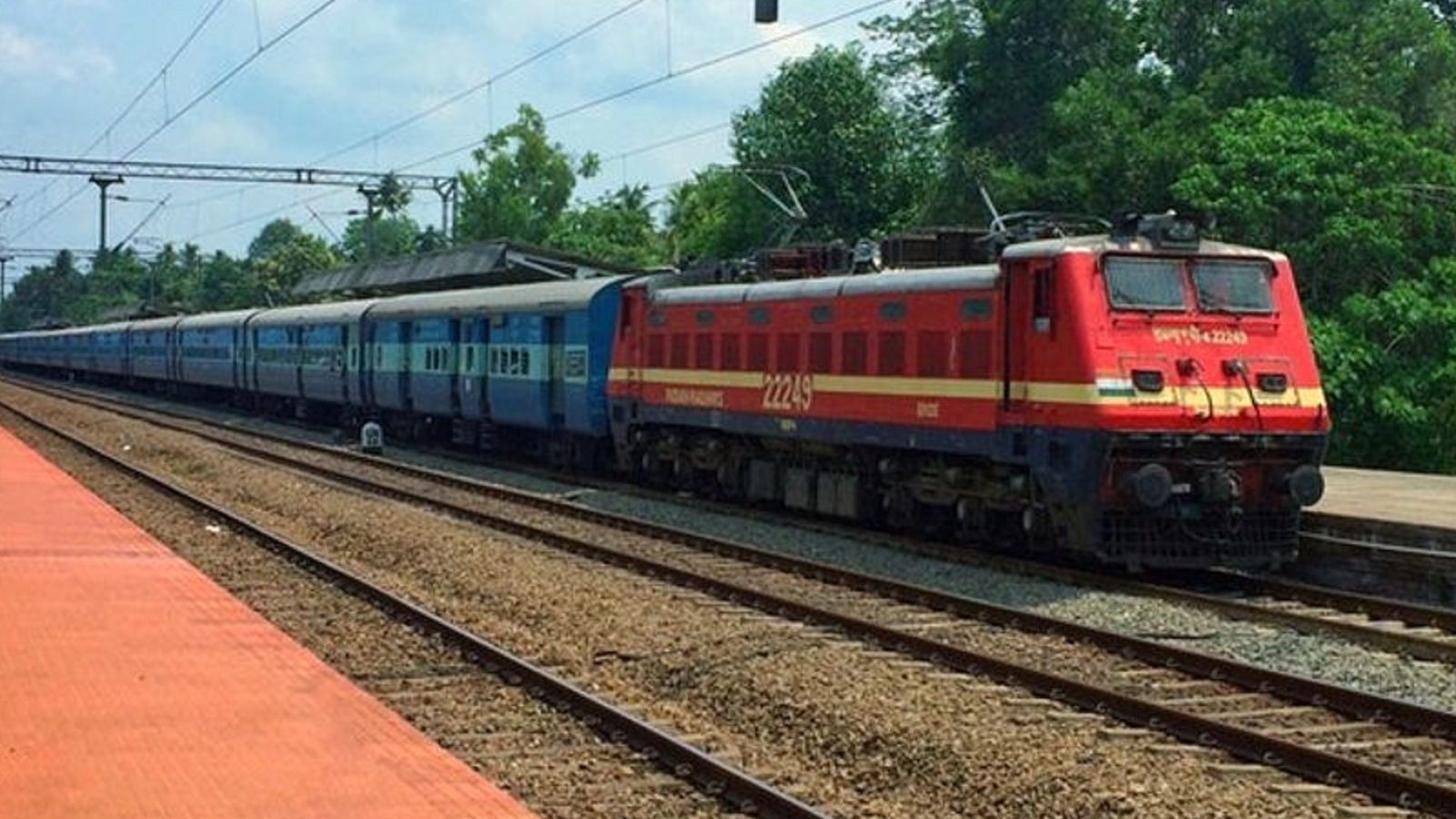 Indian Railways to use black boxes and cctv cameras black boxes on ...