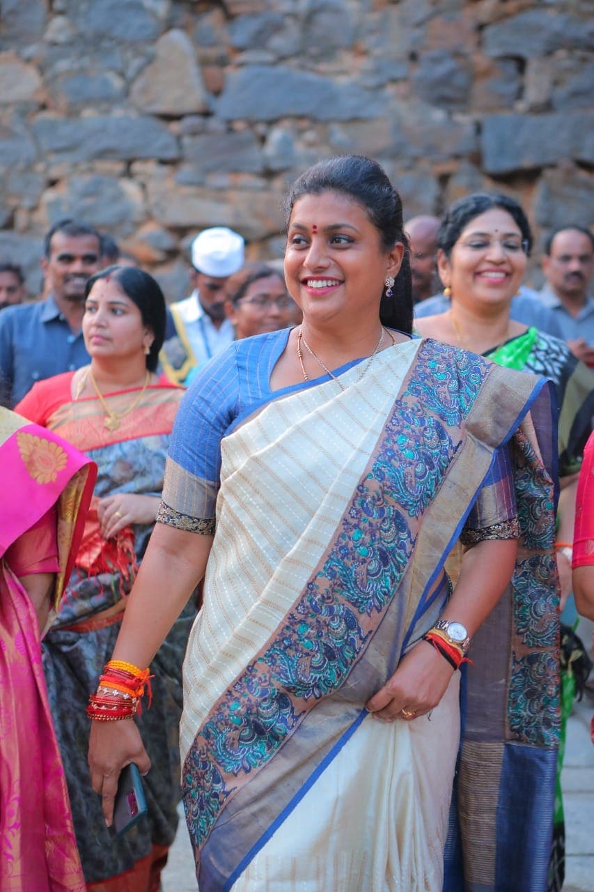 Minister Roja: మినిష్టర్ రోజా బాలీవుడ్‌లో నటించిన ఏకైక చిత్రం ఏదో తెలుసా.. | Minister roja ...