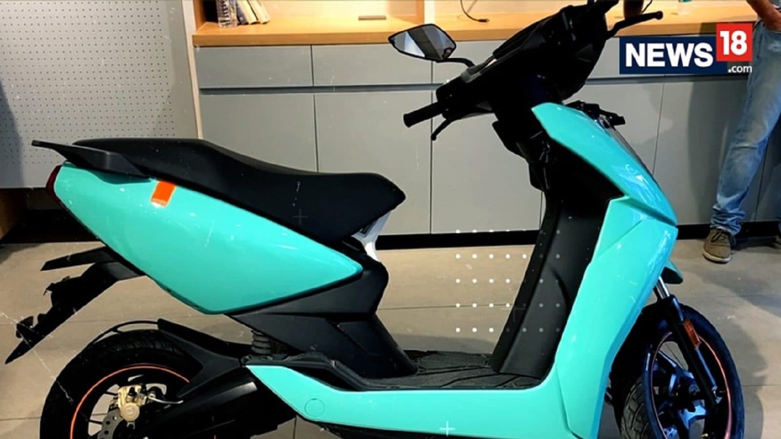 Pure EV Offer: కంపెనీ బంపరాఫర్.. ఎలక్ట్రిక్ స్కూటర్లపై రూ.20 వేల ...