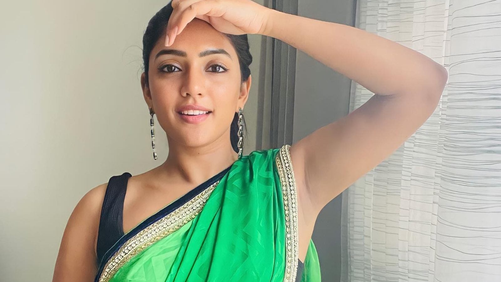 Eesha Rebba: చీరకట్టులో ఈషా రెబ్బ నడుమందాలు అదుర్స్.. లేటెస్ట్ పిక్స్ ...