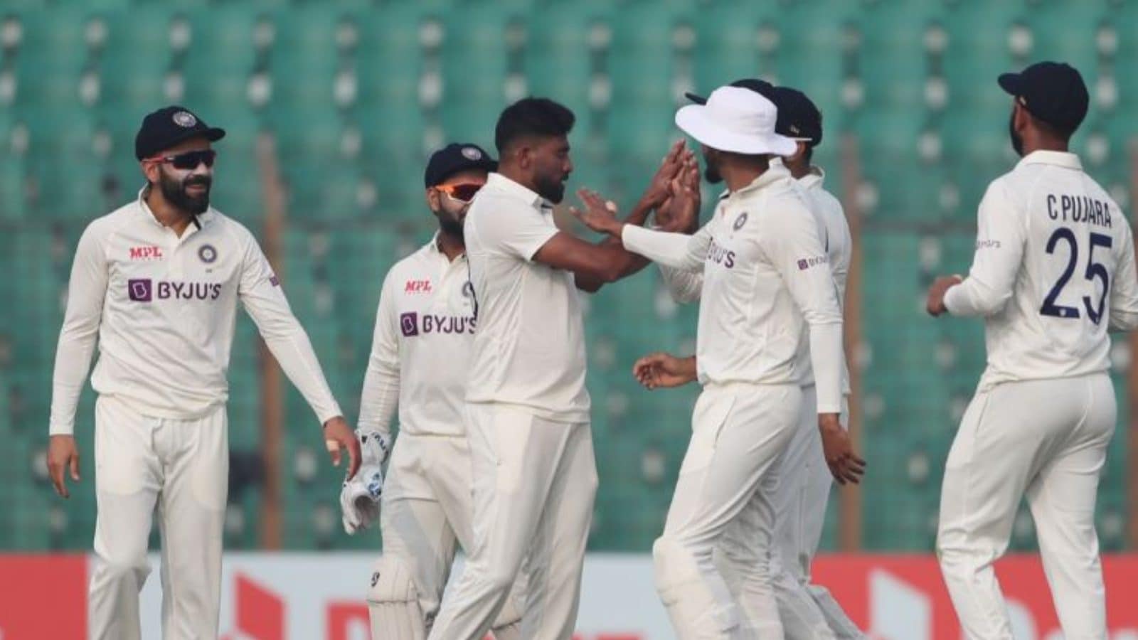 IND vs BAN 2nd Test : బంగ్లాదేశ్ తో రెండో టెస్టు.. టీమిండియాకు బిగ్ ... IND vs BAN 2nd Test : బంగ్లాదేశ్ తో రెండో టెస్టు.. టీమిండియాకు బిగ్ ...