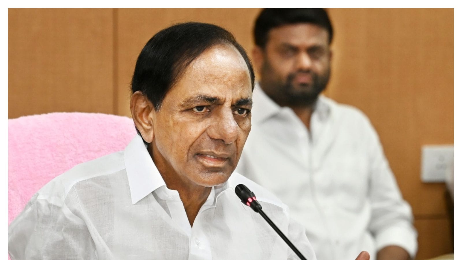 Will telganana cm kcr give green signal for political entry of gutha ...
