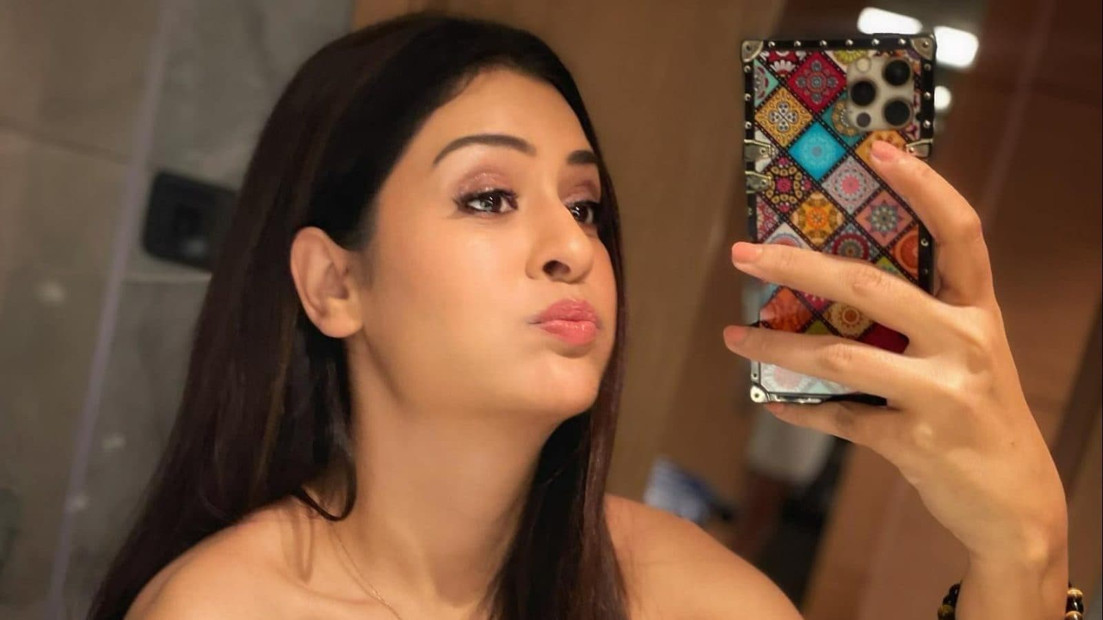 Payal Rajput shared her bath room photos goes viral | అర్ధనగ్నంగా పాయల్ ...