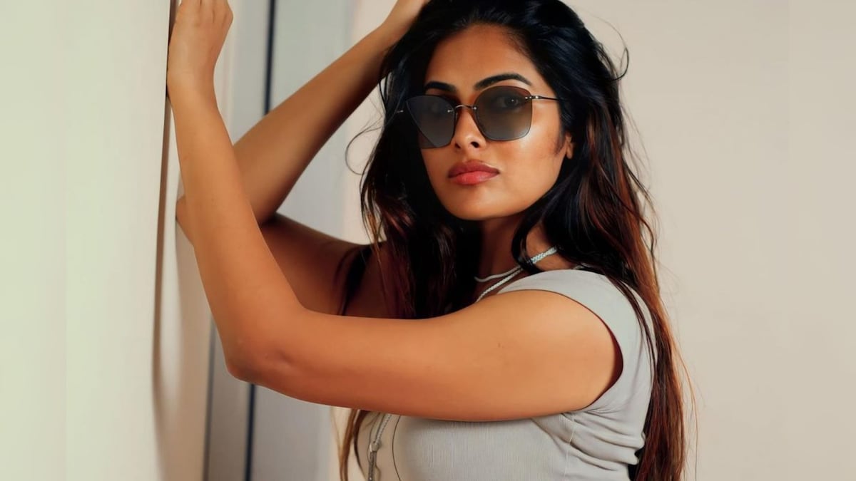 Divi Vadthya : మరోసారి సోకుల విందు చేసిన దివి.. అదిరిన లేటెస్ట్ పిక్స్..