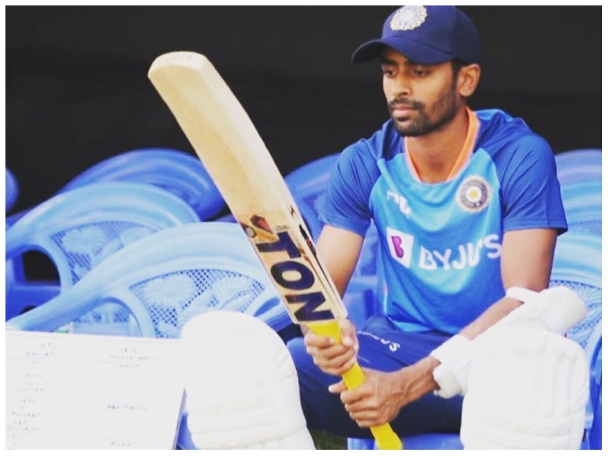 అతడే ఓనర్.. అతడే ప్లేయర్.. తన పేరుతో నిర్మించిన స్టేడియంలో అభిమన్యుడి ...