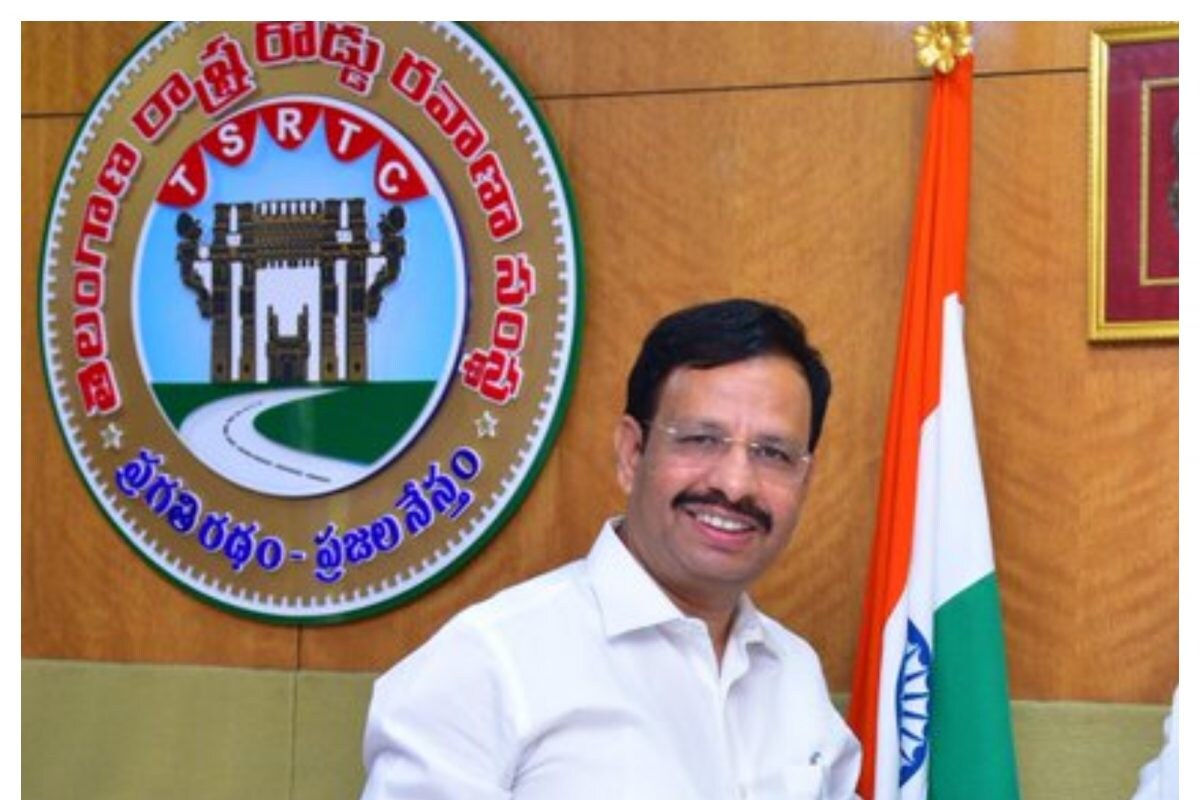 Sajjanar: మామూలు అదృష్టం కాదు ఇది..షాకింగ్ వీడియో పోస్ట్ చేసిన సజ్జనార్ ...