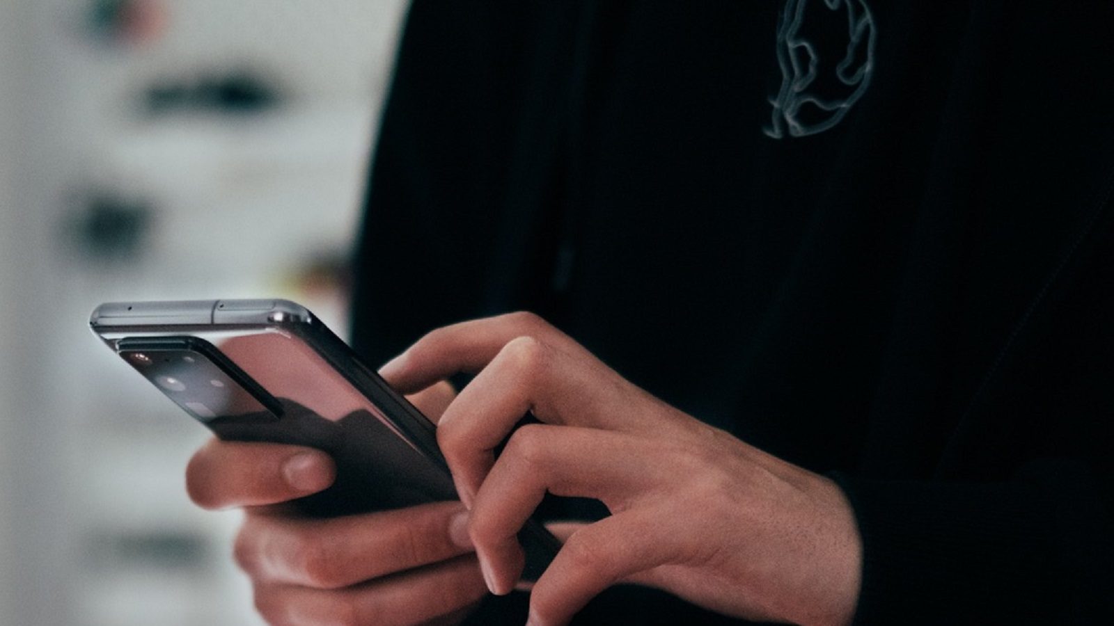 Follow these safety tips to avoid explosion of your smartphone | Mobile ...