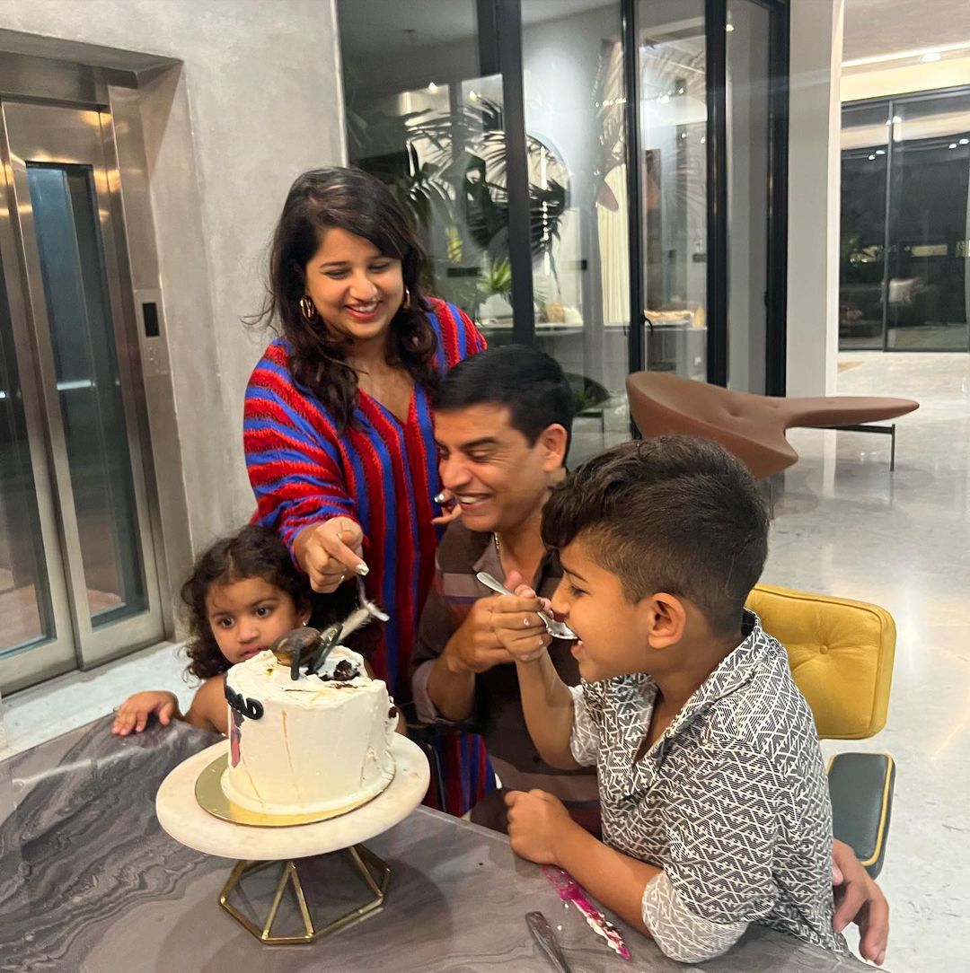 ఘనంగా దిల్ రాజు కూతురు బర్త్ డే వేడుకలు.. వైరల్ అవుతోన్న పిక్స్ ...