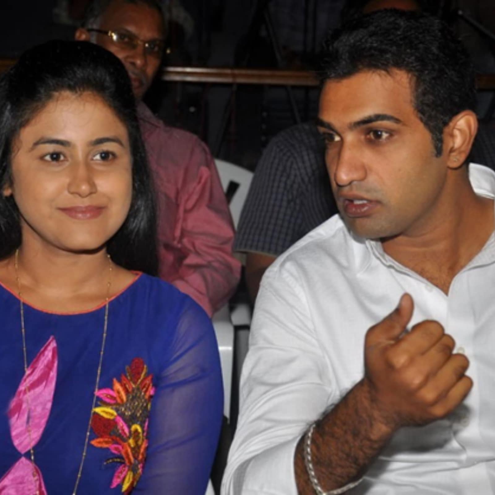 Taraka Ratna: తారకరత్న భార్య అలేఖ్య రెడ్డికి అస్వస్థత.. ఆసుపత్రికి ...