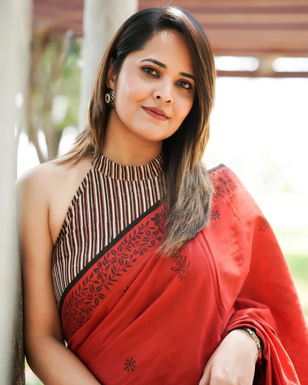 Anasuya Bharadwaj: చీరకట్టులో మరోసారి కనికట్టు చేసిన అనసూయ భరద్వాజ్ ...
