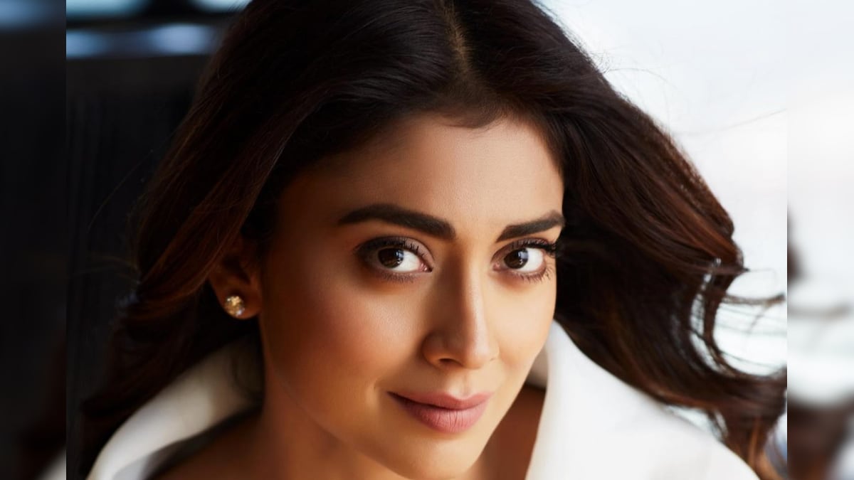 Shriya Saran: శ్రియ శరణ్ అందాల రచ్చ.. మరోసారి రెచ్చిపోయిన సీనియర్ భామ..