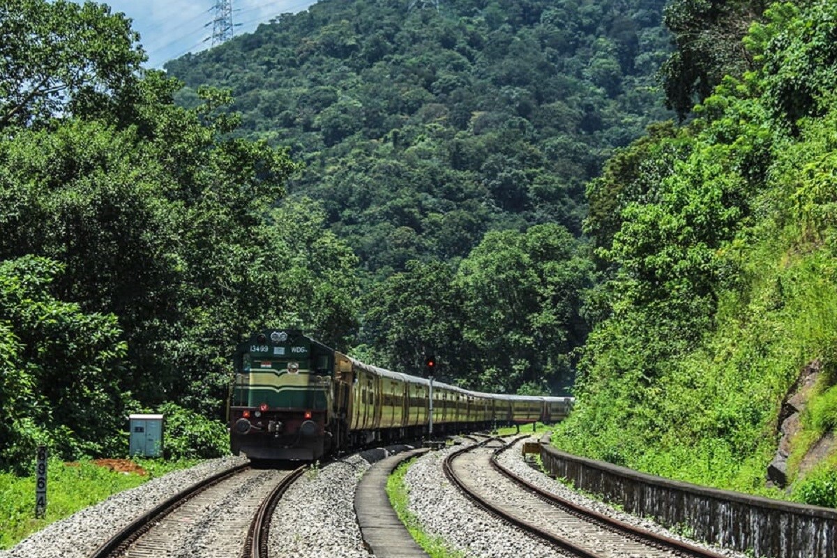 Train Tickets: డూప్లికేట్ ట్రైన్ టికెట్ తీసుకోండి ఇలా – News18 తెలుగు