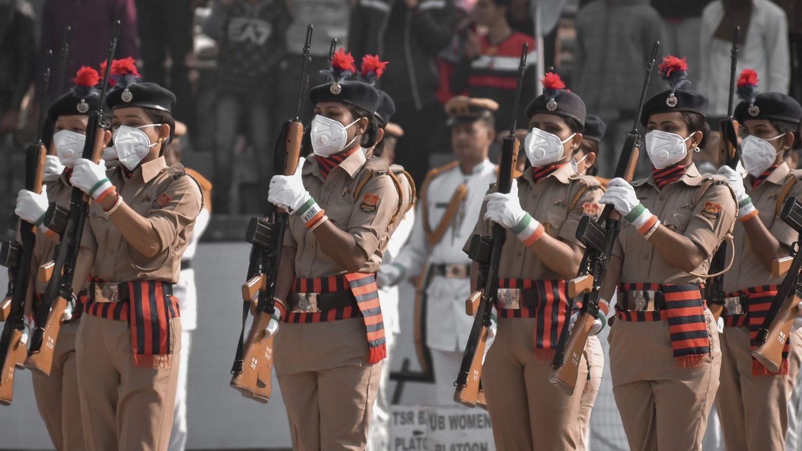 Constable Jobs: పదో తరగతి అర్హతతో.. పోలీస్ కానిస్టేబుల్ ఉద్యోగాలకు ...