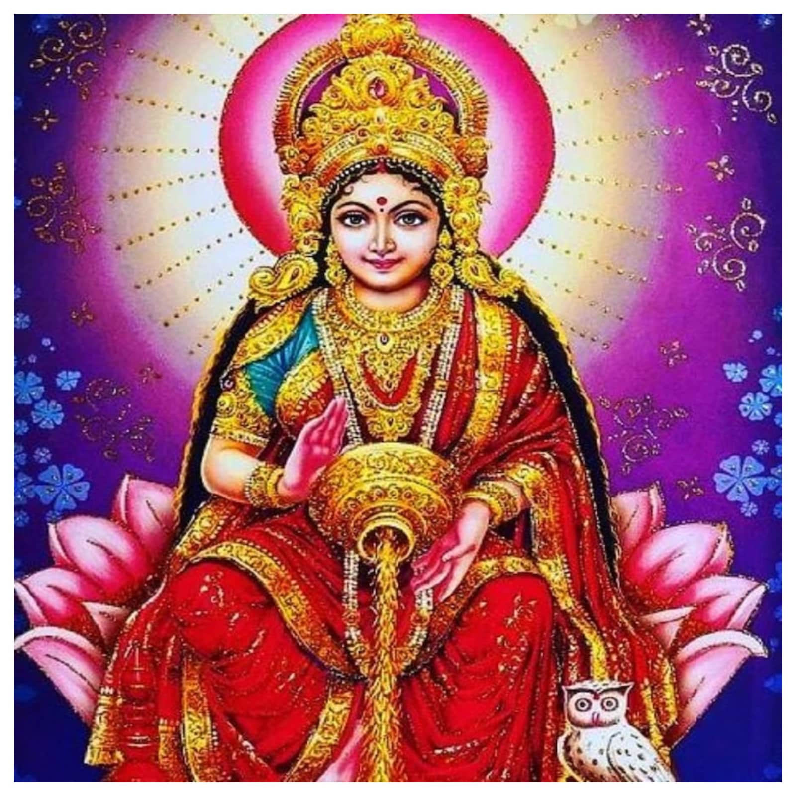 శుక్రవారం నాడు లక్ష్మీదేవిని ఇలా పూజించండి.. మీ ఇల్లు ఐశ్వర్యంతో ...