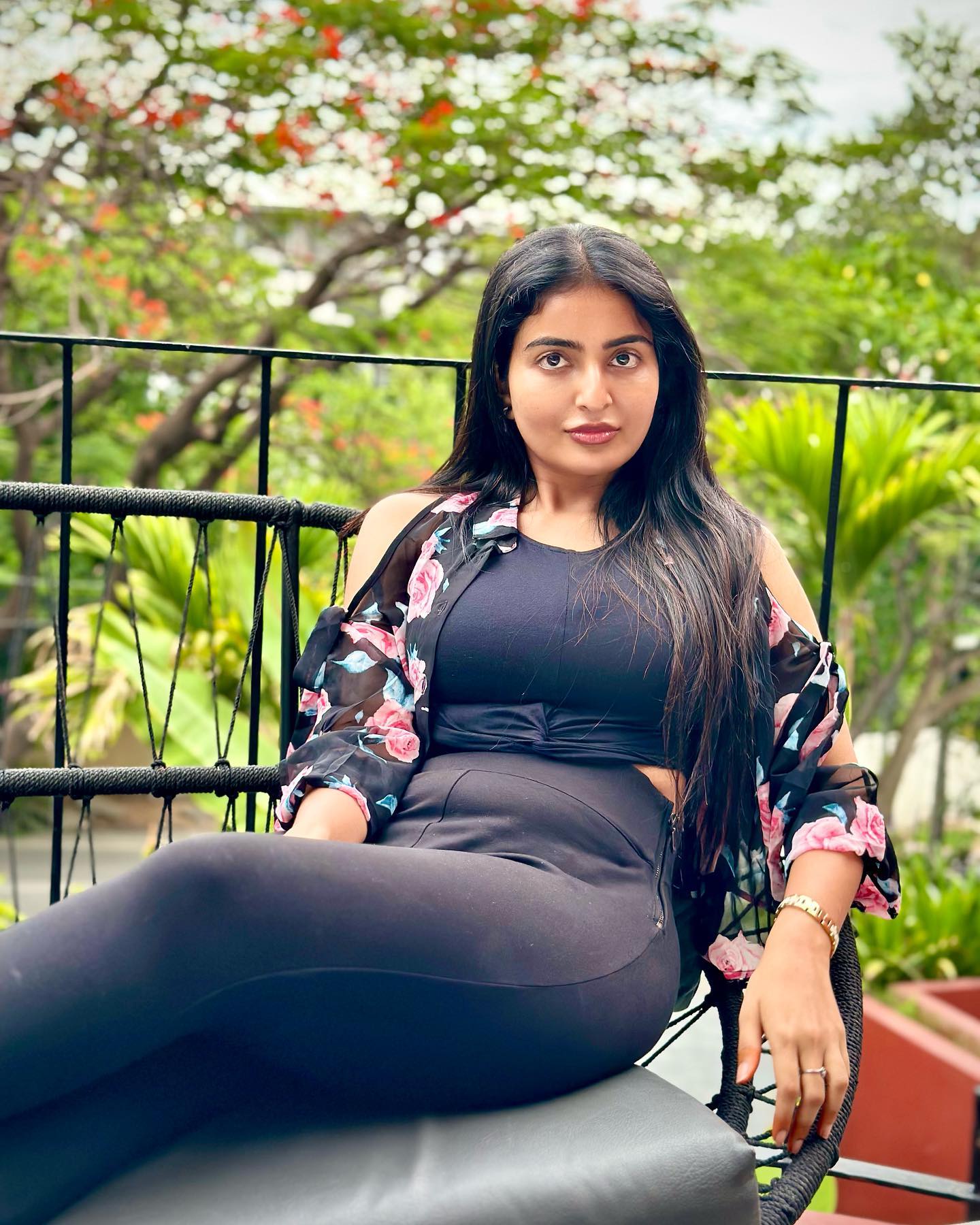మరోసారి అదరగొట్టిన అనన్య నాగళ్ల.. అదిరే అందాలతో కేక పెట్టిస్తోన్న ...