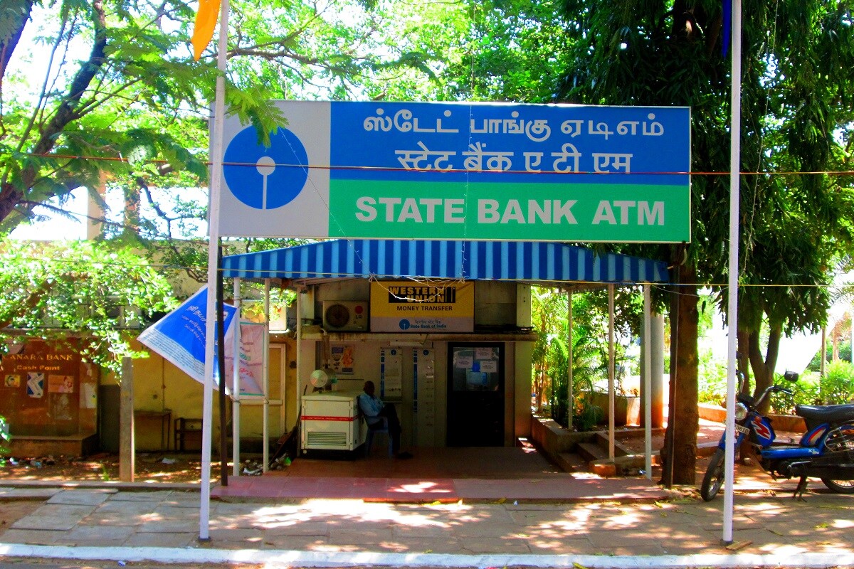 SBI: ఎస్‌బీఐలో డబ్బులు దాచుకునేవారికి అలర్ట్... వడ్డీ రేట్లు ఇవే ...