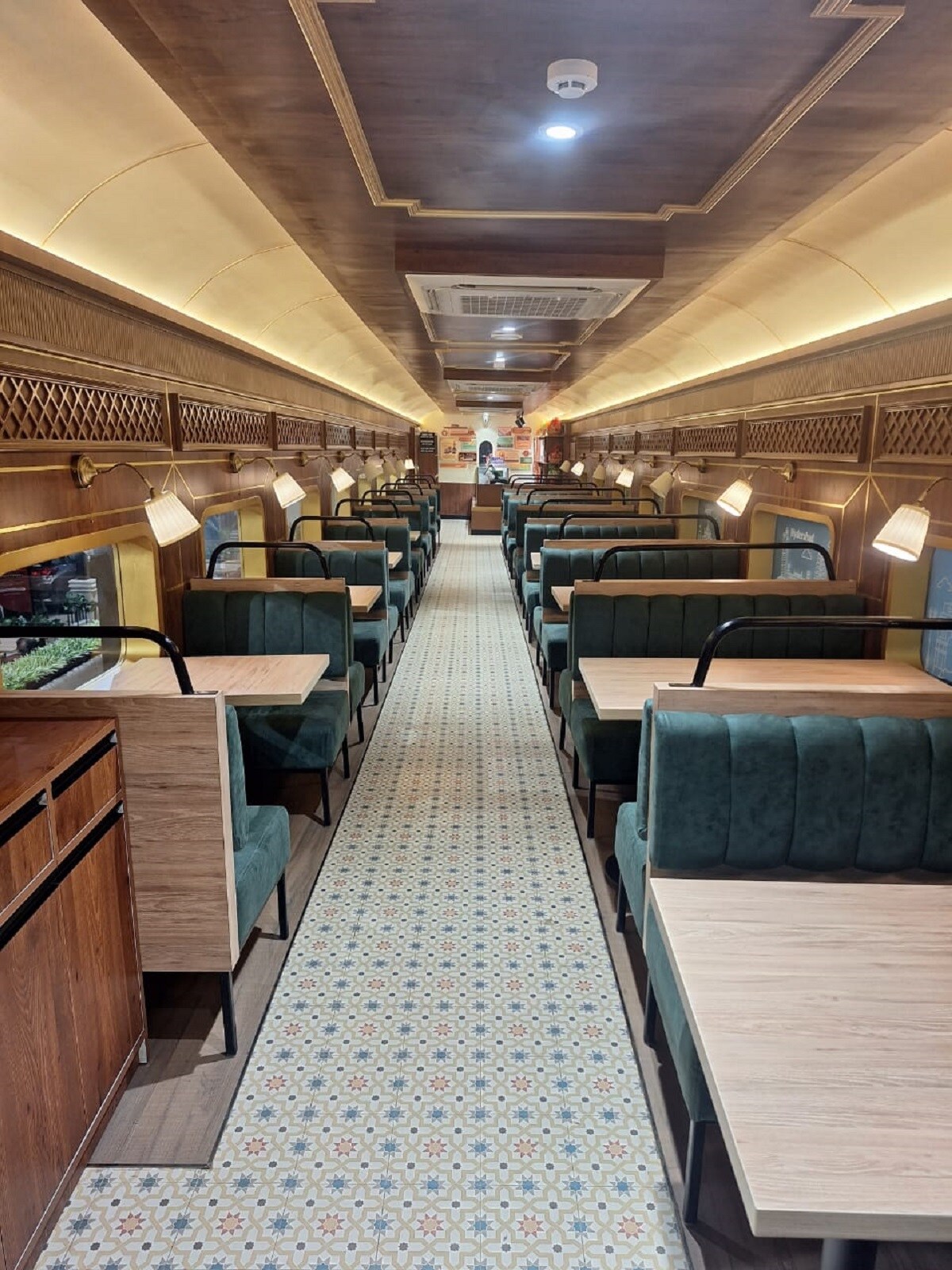 Restaurants: రైళ్లు కాదు, ఇవి రెస్టారెంట్లు.. భారతదేశంలో బెస్ట్ ట్రైన్‌-థీమ్డ్‌ రెస్టారెంట్లు ...