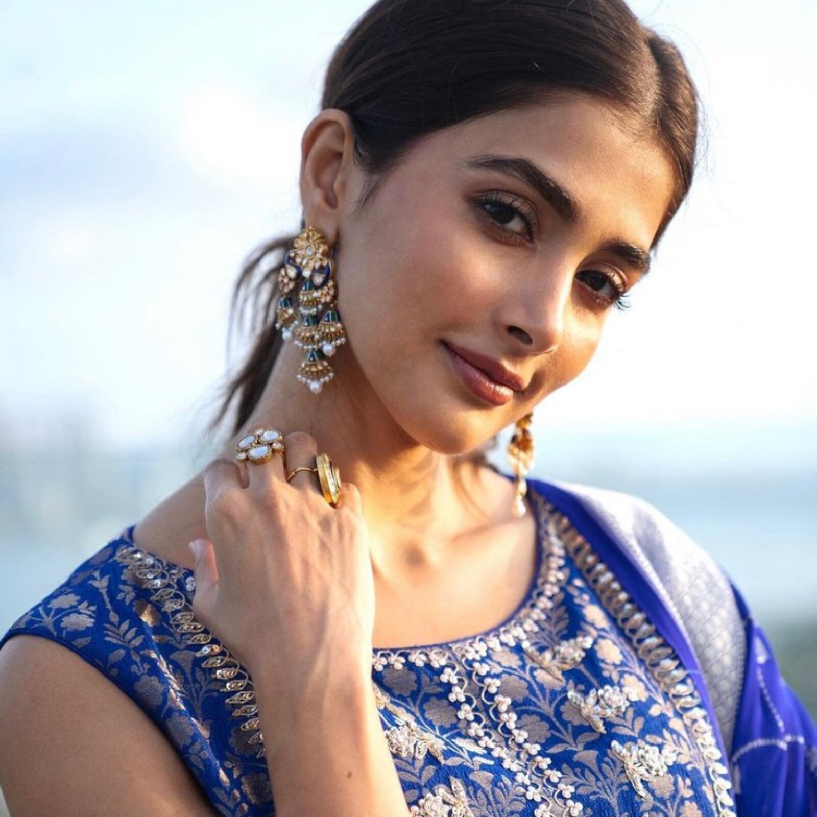 Pooja Hegde: అయ్యే పాపం పూజా హెగ్డే.. వరుస ఫ్లాపులతో డేంజర్‌ జోన్‌లో ...