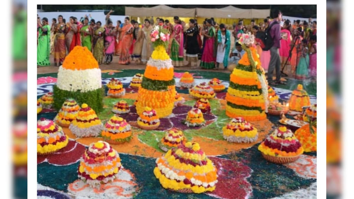 Bathukamma 2023: 5వ రోజు అట్ల బతుకమ్మ ఆ పేరు ఎలా వచ్చిందో తెలుసుకోండి../Day 5 Atla Bathukamma ...