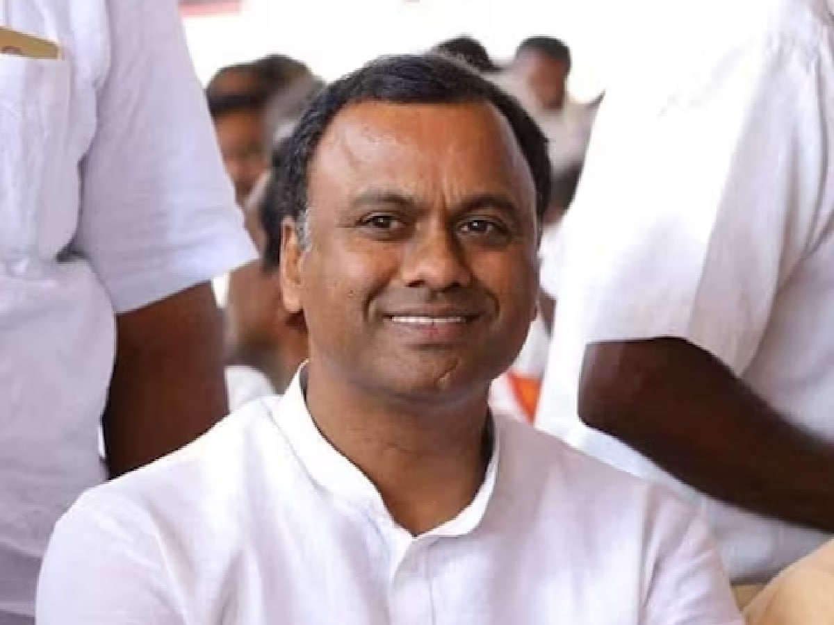 Komatireddy rajagopal reddy sensational comments on Minster post ...