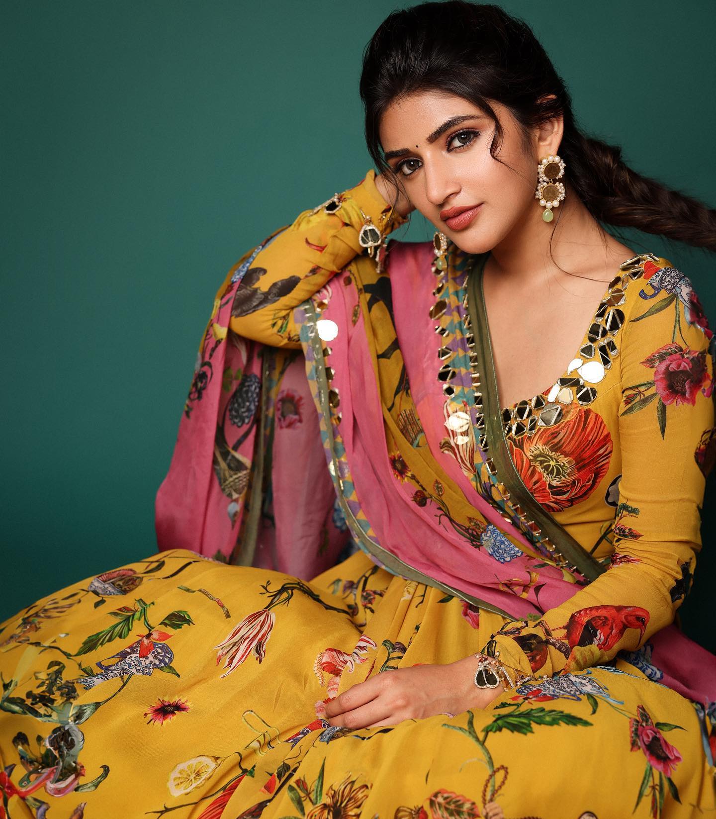 Sreeleela : ముద్దు భర్తకే అన్నావ్.. ఇదేంటీ.. శ్రీలీల బండారం బయటపెట్టిన ...