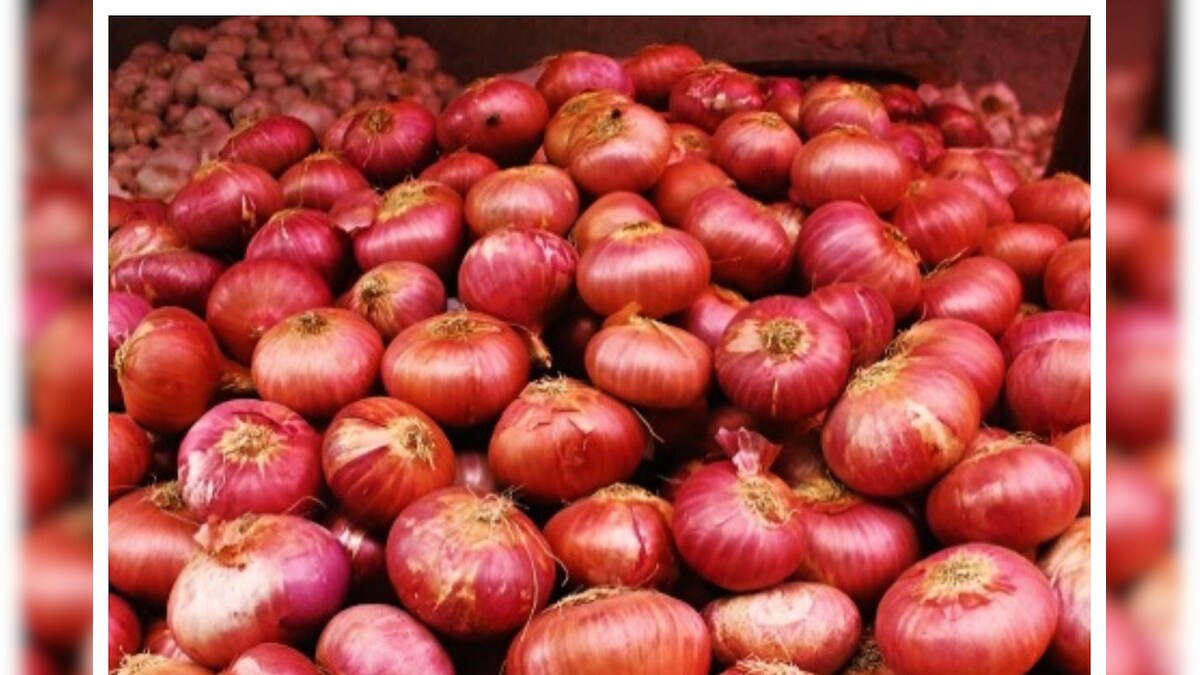 Onion Price: పెరిగిన ఉల్లి ధరలు.. ప్రభుత్వ నిర్ణయంతో కిలో రూ.36కే.. AP government is providing ...