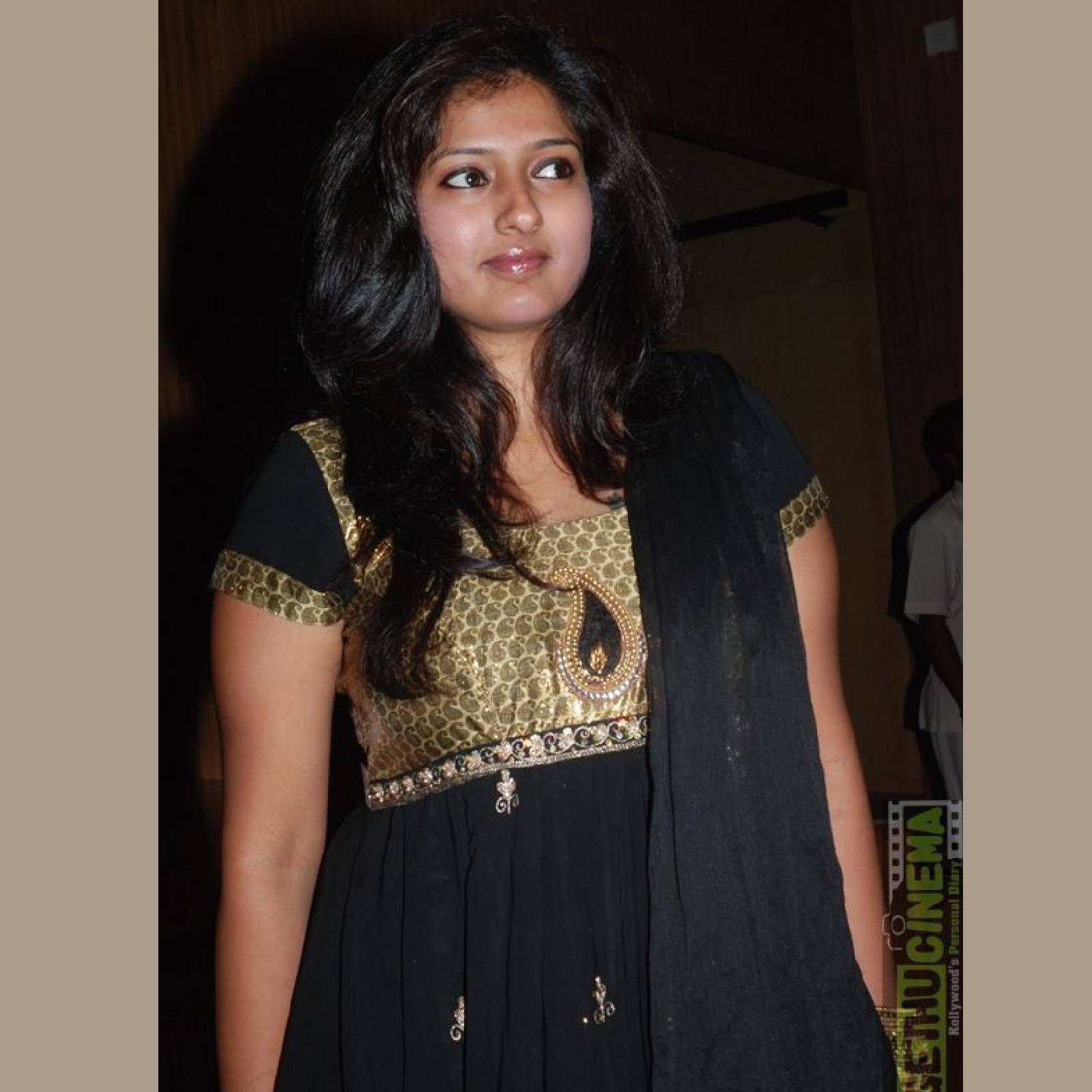 Viral Photos: తెల్ల జుట్టుతో కనిపించి అందరికీ షాక్ ఇచ్చిన హీరోయిన్ ...