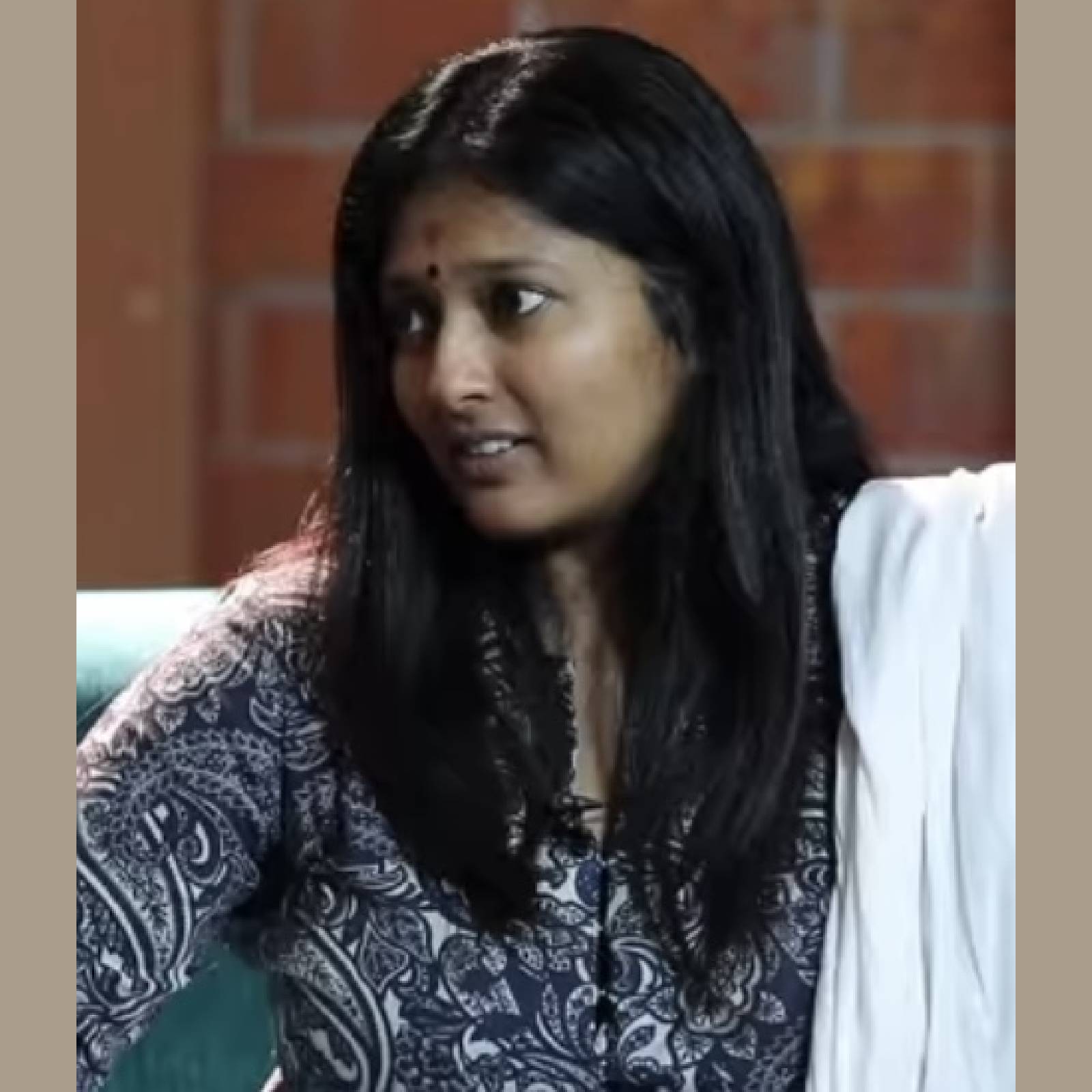 Viral Photos: తెల్ల జుట్టుతో కనిపించి అందరికీ షాక్ ఇచ్చిన హీరోయిన్ ...