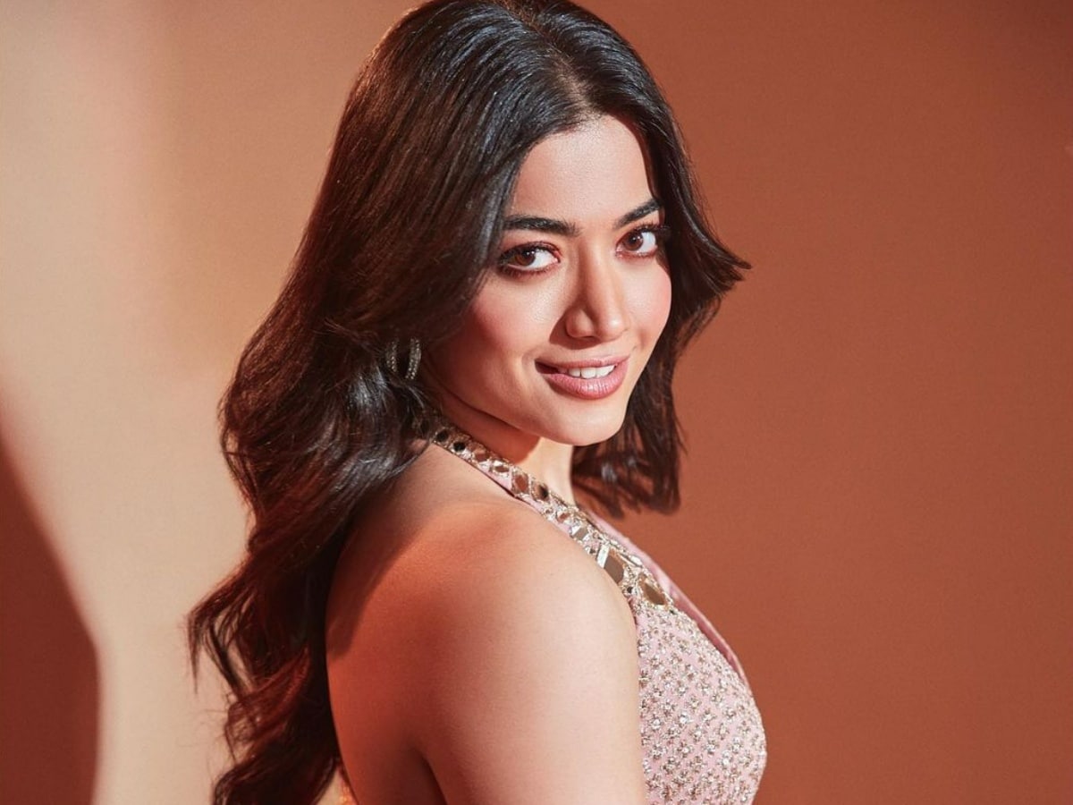 Rashmika Mandanna: రష్మిక మందన్న ఖాతాలో మరో అరుదైన రికార్డు.. కాలర్ ...