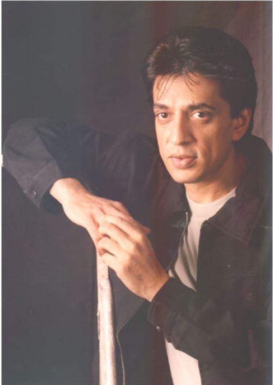 నటుడు రఘువరన్ కొడుకుని చూశారా? అచ్చం ప్రింట్ తండ్రిలానే.. వైరల్ ...