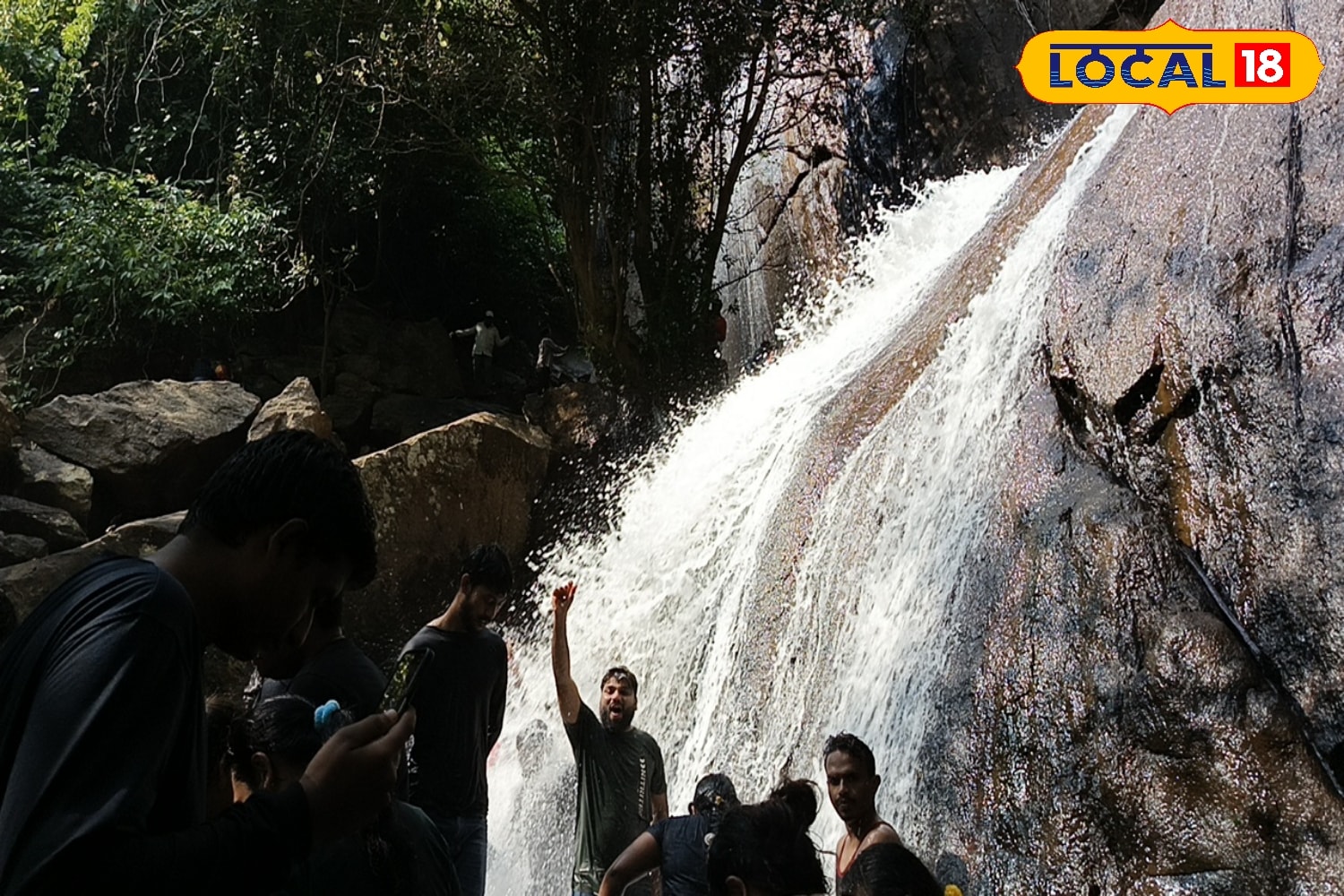 కాకినాడ జిల్లాలో బెస్ట్ వాటర్ ఫాల్స్ ఇదే..!! | darakonda Water fall ...