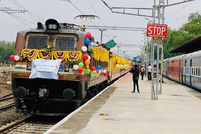 Tirupati Train Timings: ప్రయాణికులకు అలర్ట్... తిరుపతి వెళ్లే ఈ ట్రైన్ ...