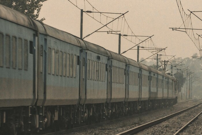 Tirupati Train Timings: ప్రయాణికులకు అలర్ట్... తిరుపతి వెళ్లే ఈ ట్రైన్ ...