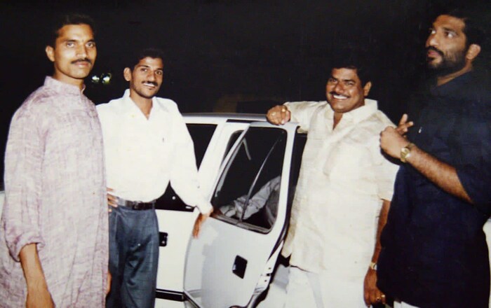 కాబోయే సీఎం రేవంత్ రెడ్డి రేర్ ఫొటోస్ వైరల్.. ఆ నాటి నుంచి నేటి వరకు ...