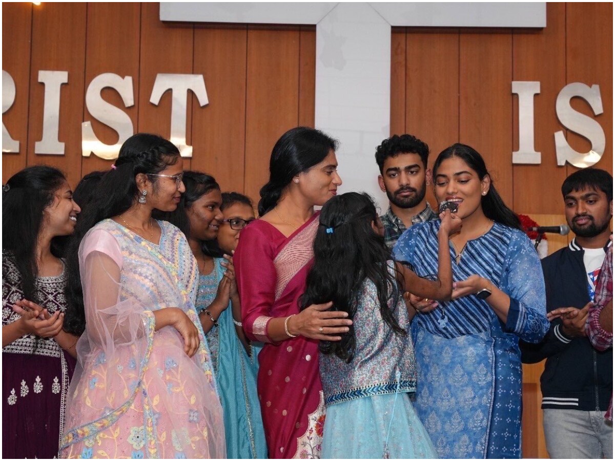 YS Sharmila: వైఎస్ షర్మిల కూతురిని చూశారా? అచ్చం తల్లిలానే ...