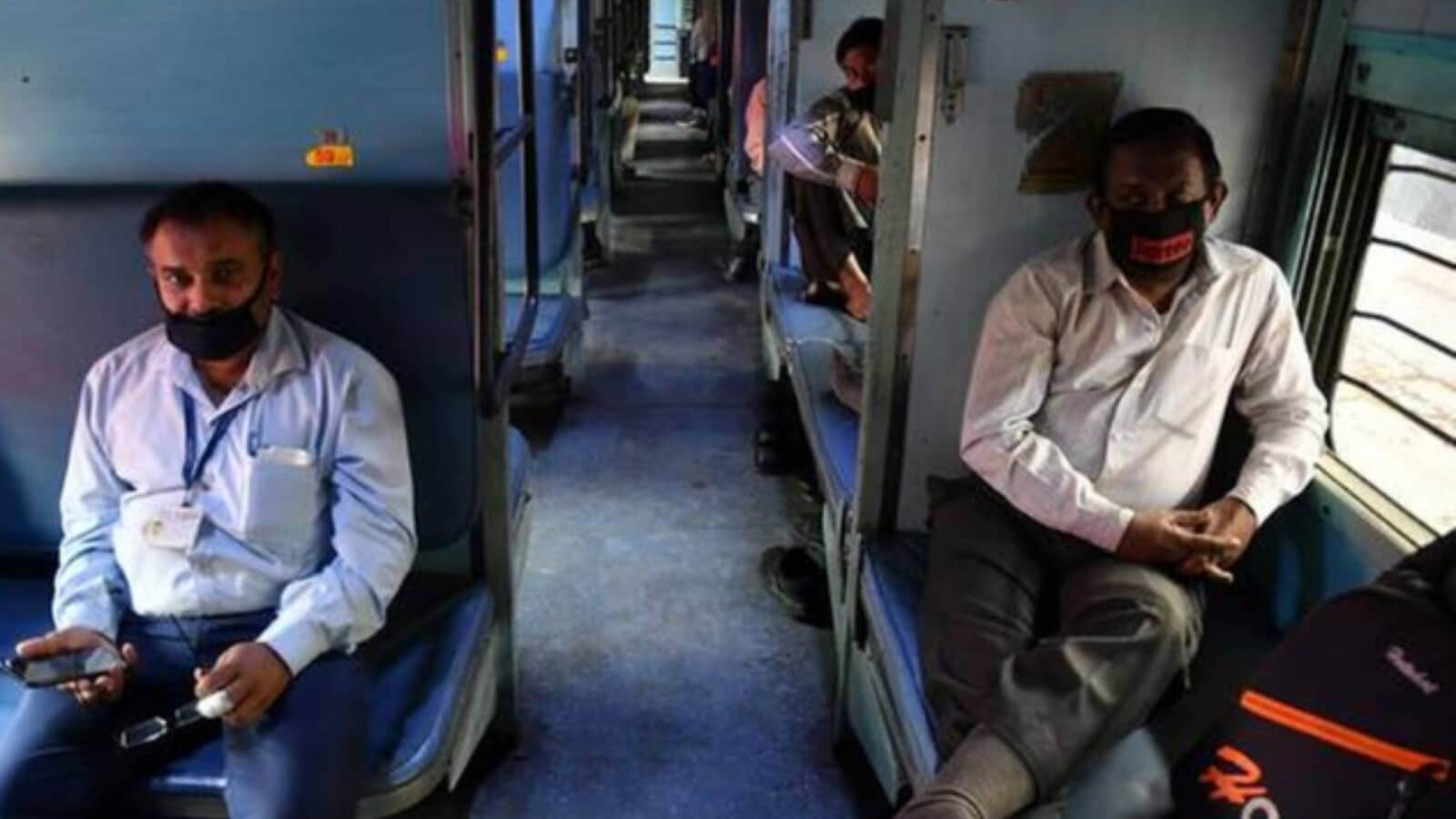 Liquor in Train: ట్రైన్‌లో వెళ్లేటప్పుడు మద్యం తీసుకెళ్లవచ్చా? లేదా ...