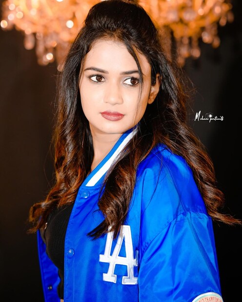 అందాలతో అదరగొట్టిన అరియానా.. ట్రెండ్ అవుతున్న కిర్రాక్ పిక్స్ | Ariyana ...
