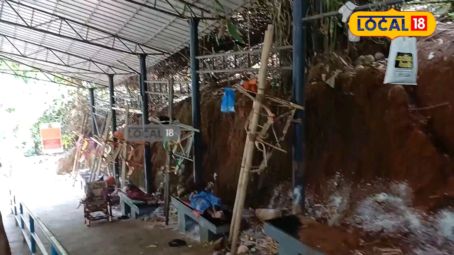 ఇక్కడ తప్పు... అక్కడ మాత్రం స్వామి సేవ... శబరిమలలో ఇది గమనించారా ...